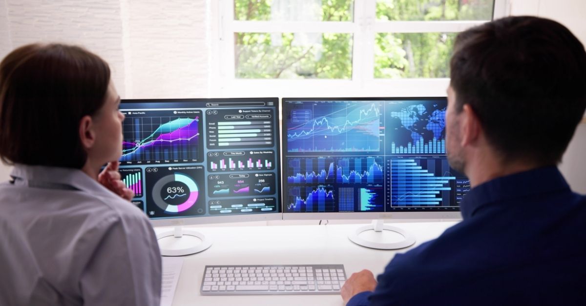 Difference Between Data Analytics And Business Analytics: What Does A ...